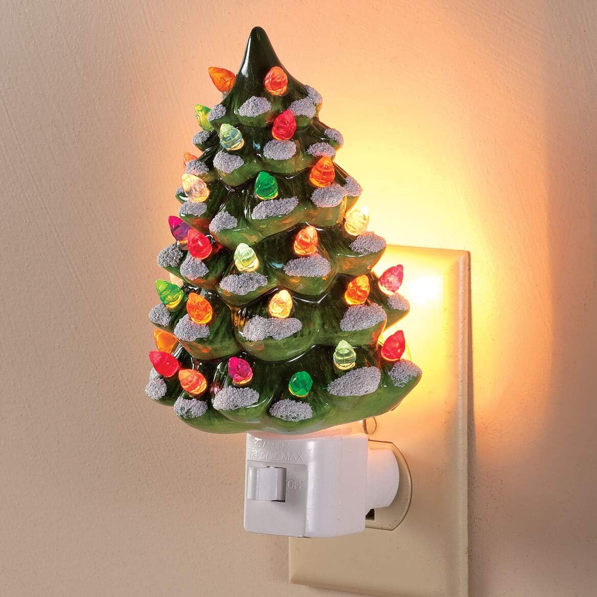 Wall Plug Christmas Tree – Kanta Stores